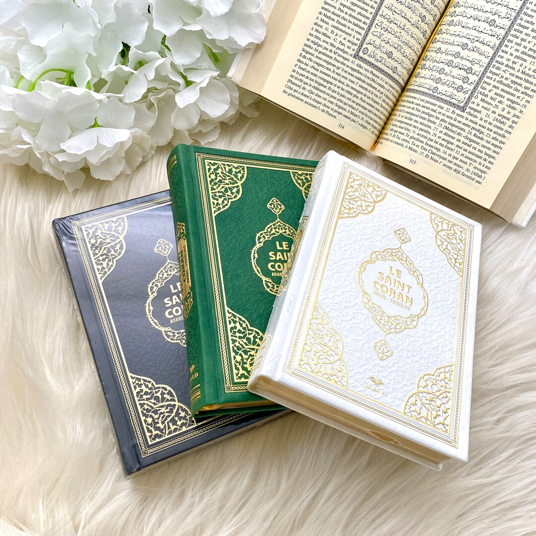 French Quran Book and Prayer Mat Gift Set, Dhikr, Français Quran, Hajj ...