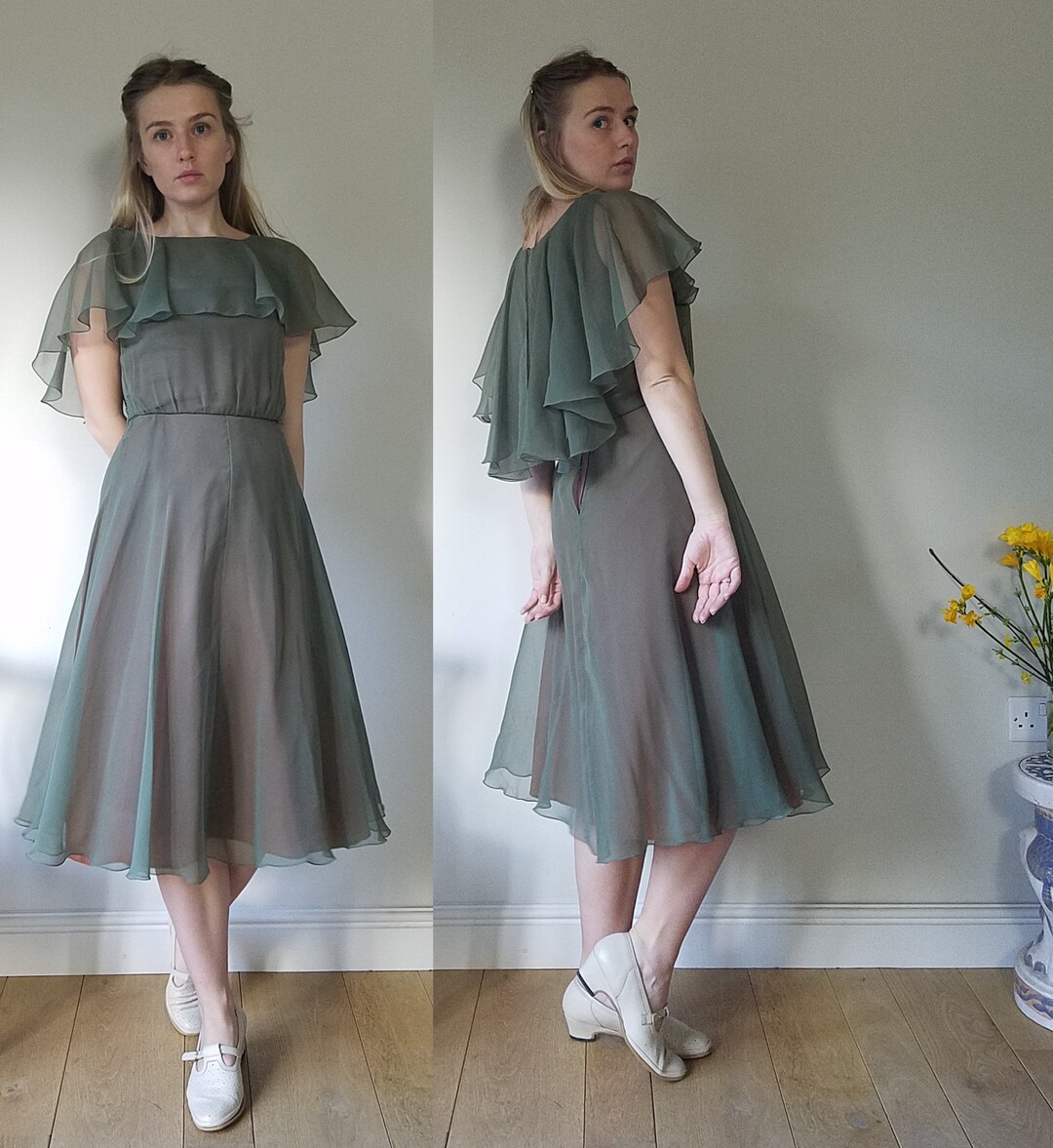 70s Jean Varon Cape Dress. Size Small - 24" Waist. Floaty, Grecian ...