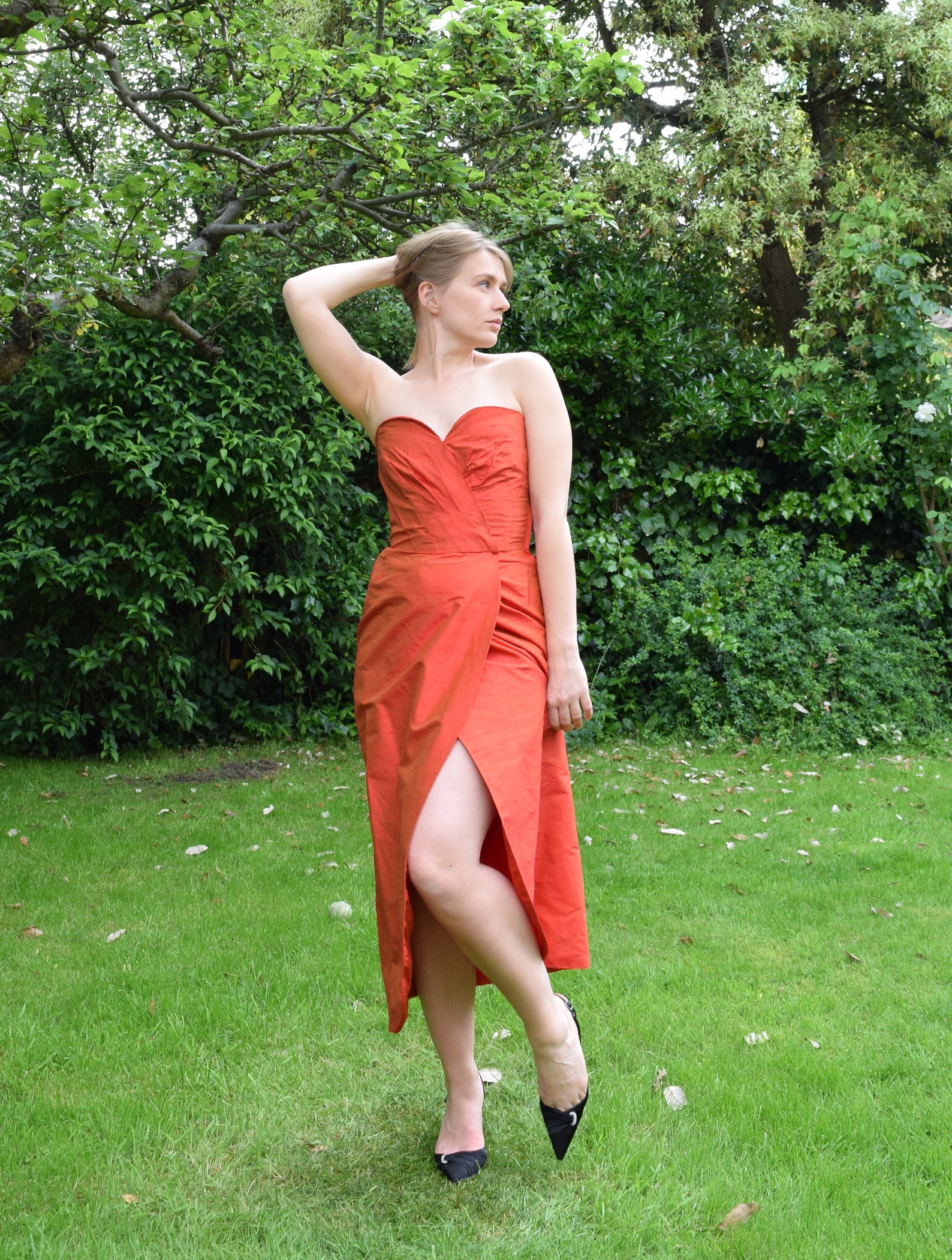 Raw Silk Red Evening Dress. 33 Chest. Strapless, Midi. Orange-red ...