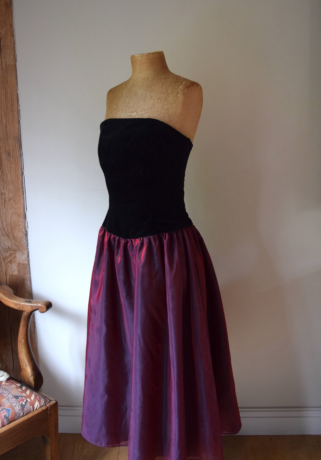 Opera by Richards Velvet Strapless Dress. 27" Waist / Small ...
