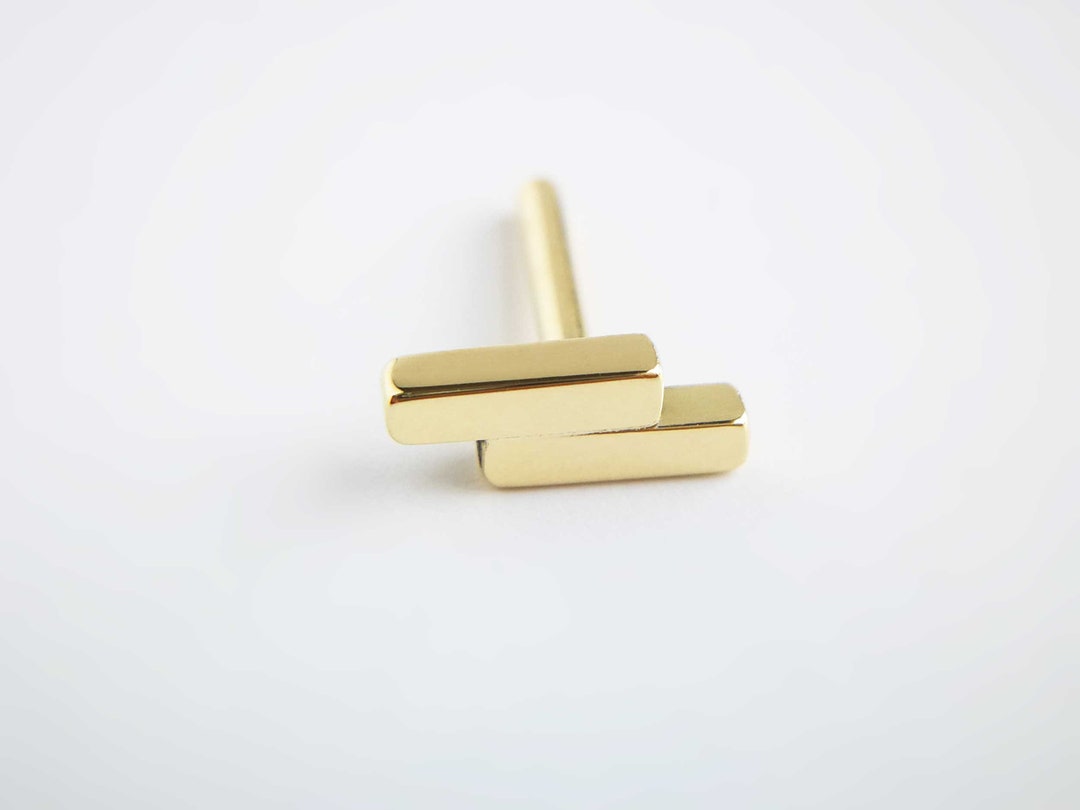 Pendiente de concha de oro macizo / perforación plana de oro de 18 ...