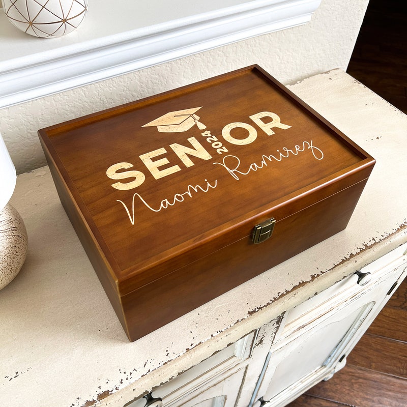 Graduation Gift Box - 60+ Gift Ideas for 2025