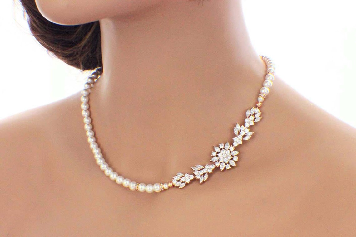 Gold Bridal Accessories Pearl Bridal Necklace Back Drop - Etsy
