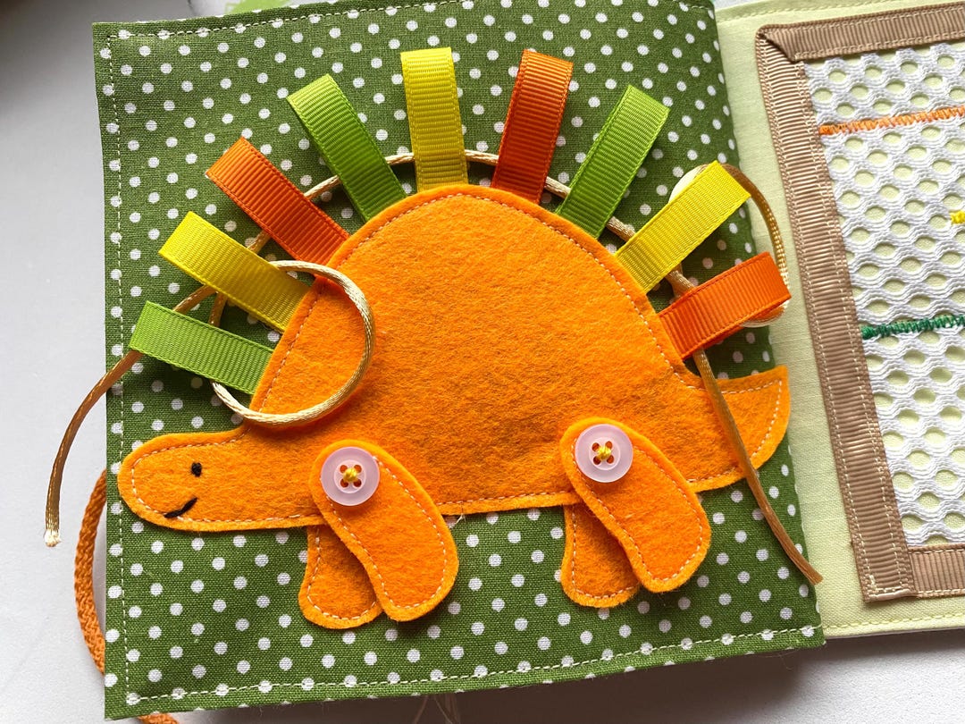 Dinosaur Quiet Book – Montessori Busy Book for Boys | Felt Prehistoric ...