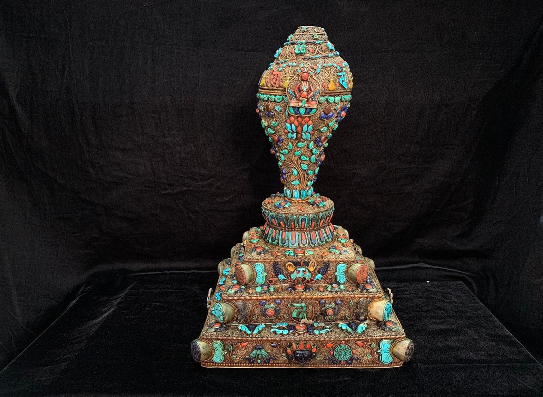 Masterpiece Conch With Mandala Stand - Etsy