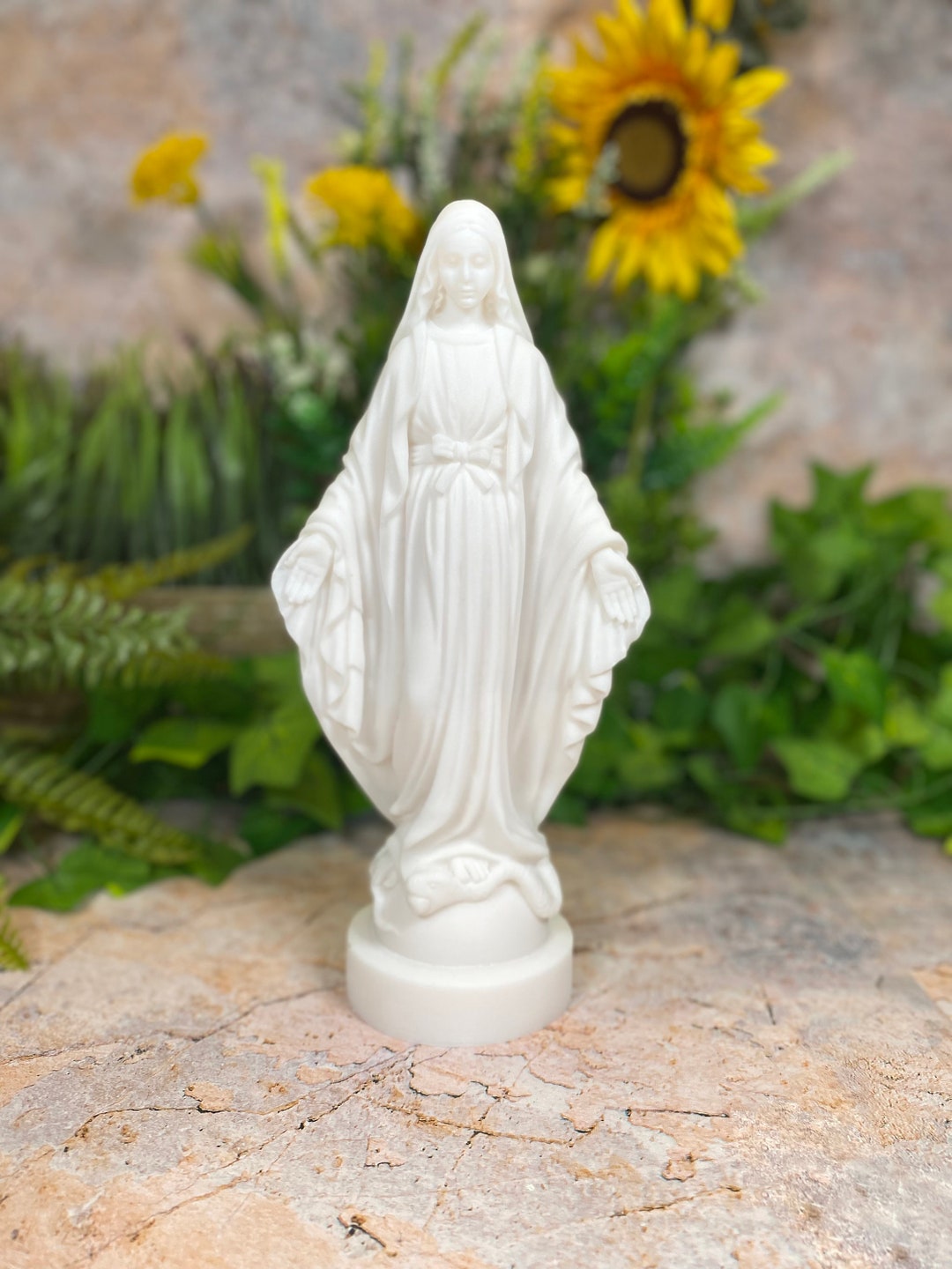Blessed Virgin Mary Our Lady of Grace Alabaster Statue Religious ...