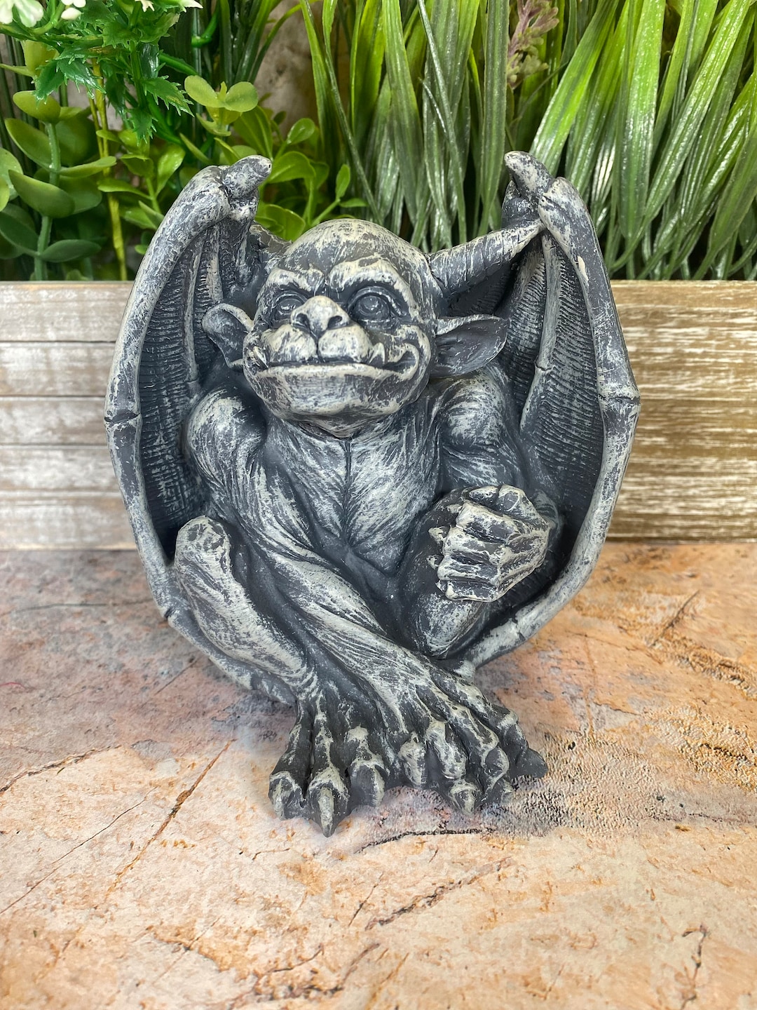 Handmade Cold Cast Resin Gargoyle Statue Indoor/outdoor Home Decor ...