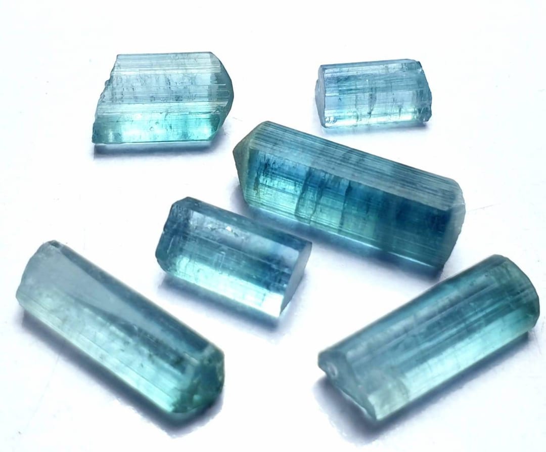 Cristalli di tormalina blu mare Paraiba di qualità superiore - Etsy Italia