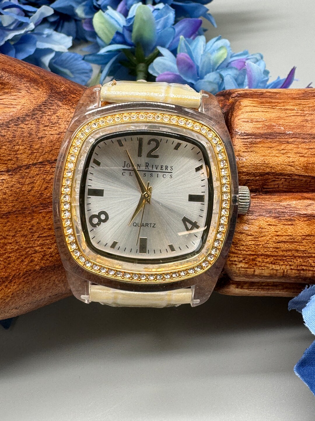 Like New Joan Rivers Classic Collection Bone Leather Watch With Crystal ...