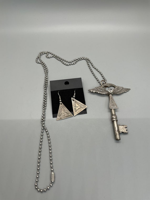 vintage angel with heart - Gem