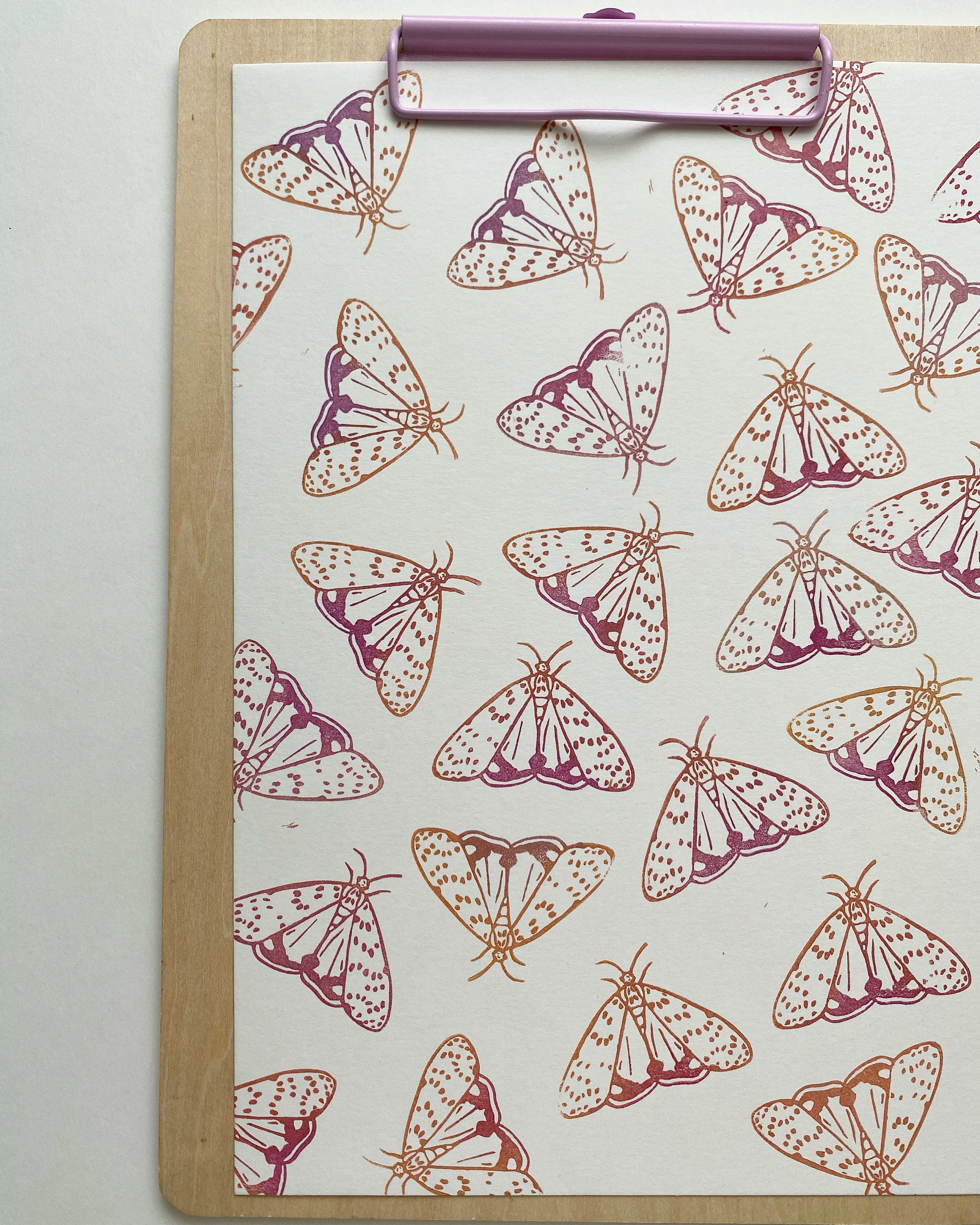 Bella Moth Utetheisa Ornatrix Rattlebox Moth Hand Carved - Etsy