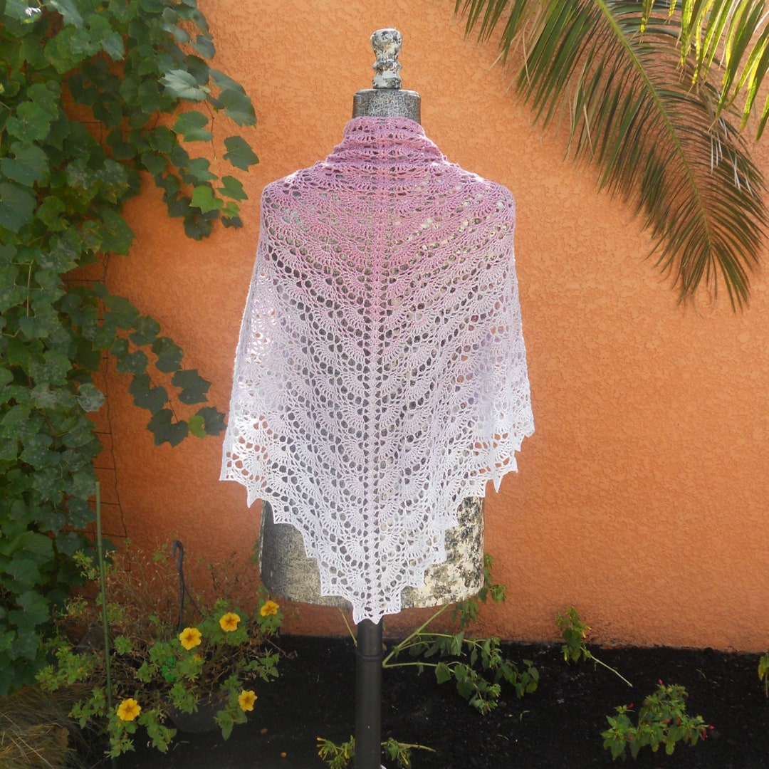 Shawl With Fans Degraded From Pink and White and Shiny Thread - Etsy
