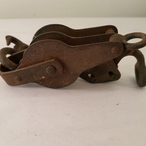 2 - Vintage Metal Barn Pulleys, Farmhouse Decor, Cottage Decor, Home ...