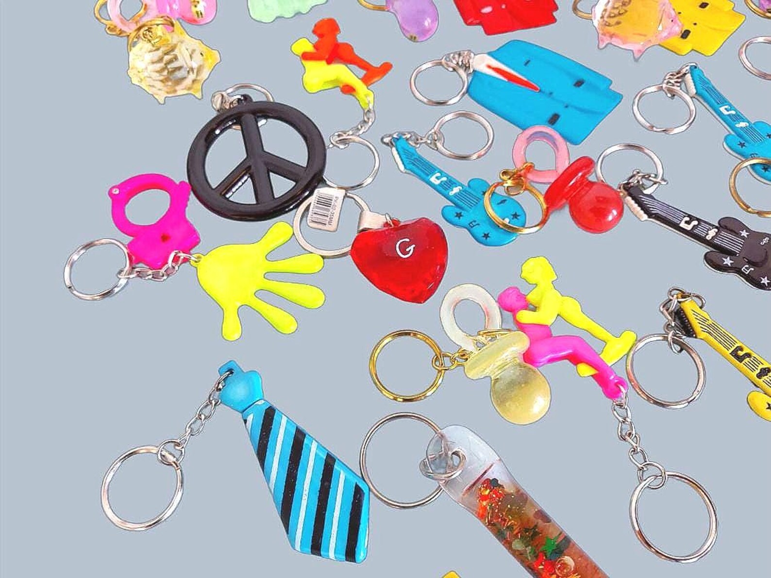 Retro Keychain Bundle: 80s-90s Nostalgic Keyring Assortment (set of 10 ...