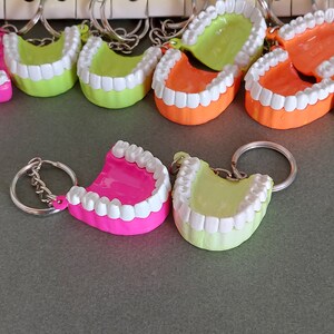 Vintage Keychain Dental Dentures Teeth Key Chain Holder Keyrings Nos ...