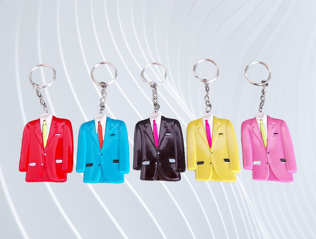 Vintage Mens Suit Keychain Retro Groomsmens Wedding Gift Stylish Key ...