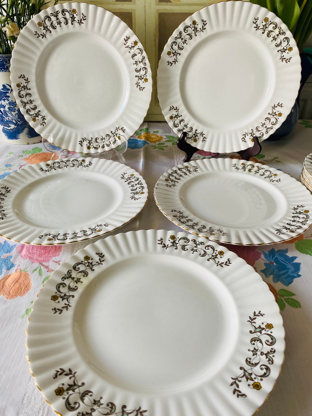 Saint James Fine Bone China Dinner Plates: Gold Trim, Floral Scrolls ...