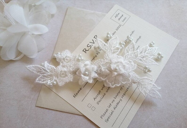 Ivory Lace and Pearls Bridal Hair Accessory - Etsy