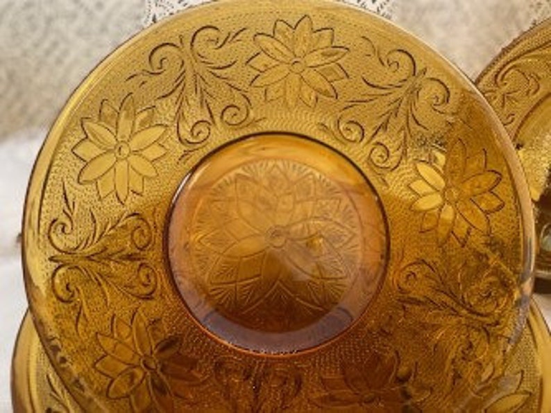 Indiana Amber Glass Daisy Pattern - Etsy