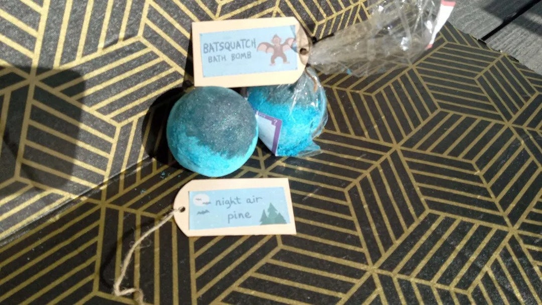 Batsquatch Cryptid Bath Bomb (8 Oz. - 2.75 Inch) W/ Shea Butter ...