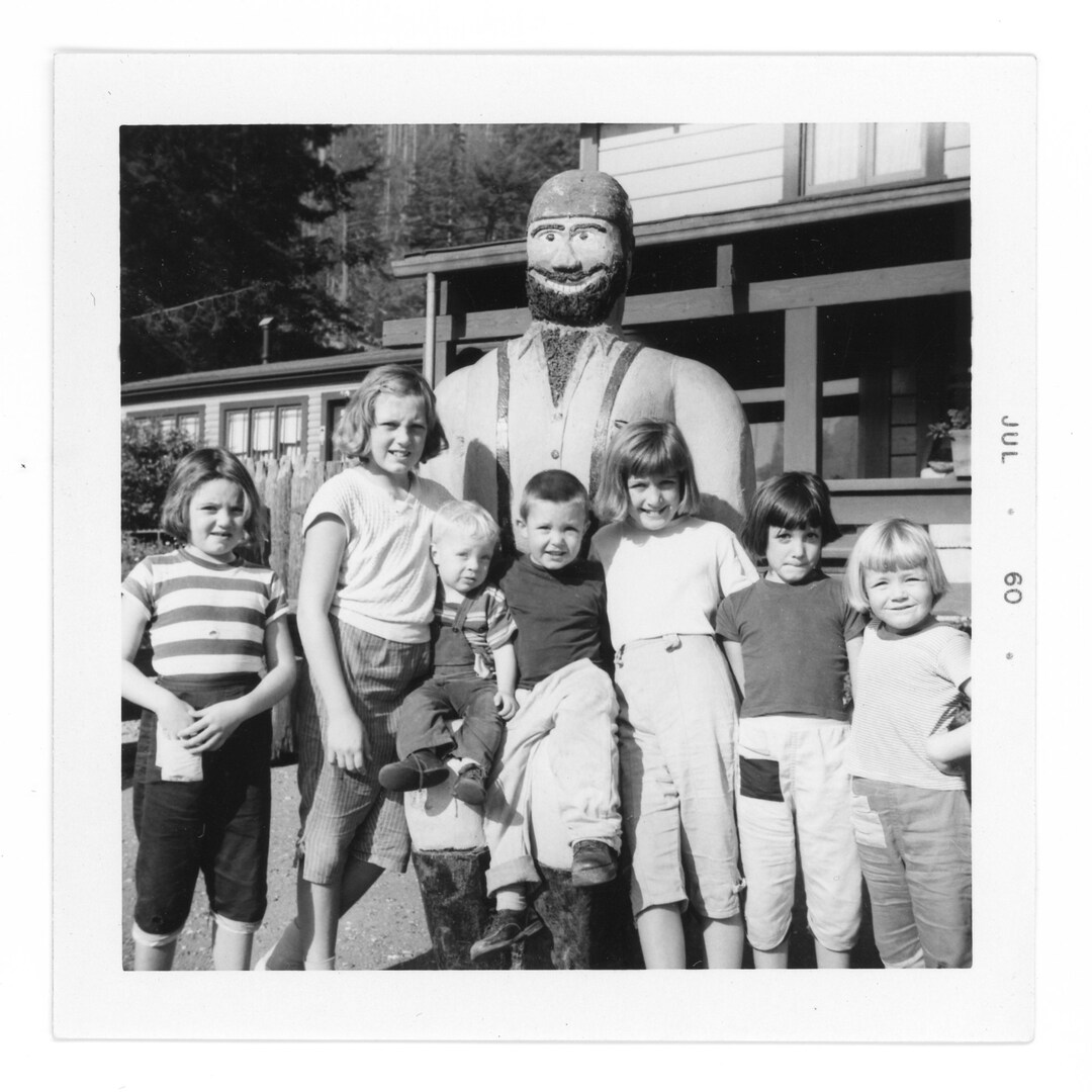 Goofy Paul Bunyan Vintage Snapshot Group of Children on Vacation ...