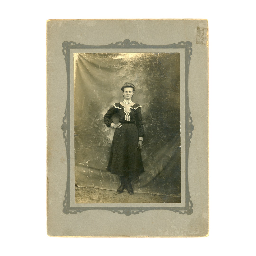 Early 1900s Cabinet Card ~ Lovely Woman With Hand on Hip ~ Cabinet ...