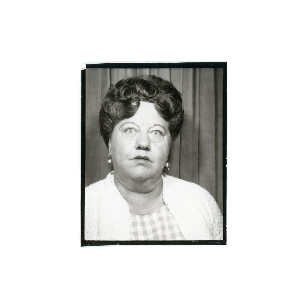 1950s Vintage Photo Booth: Woman Portrait Photobooth PB18 - Etsy