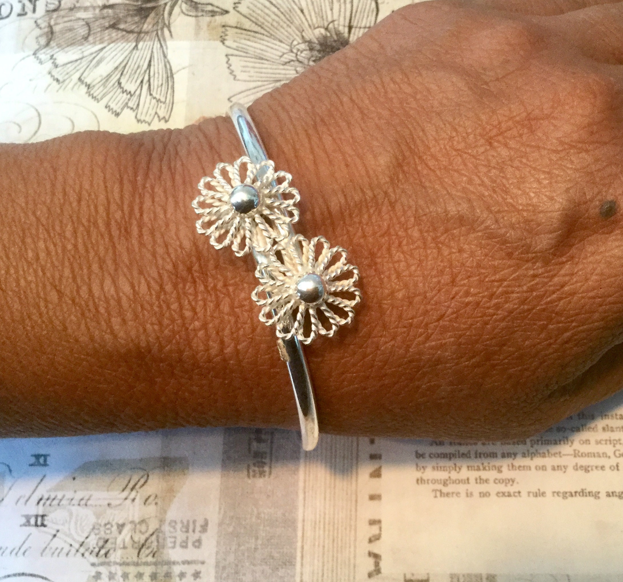 Daisy Cuff Bracelet, Sterling Silver, Flower Cuff Bangle Bracelet, Floral Bracelet - Etsy