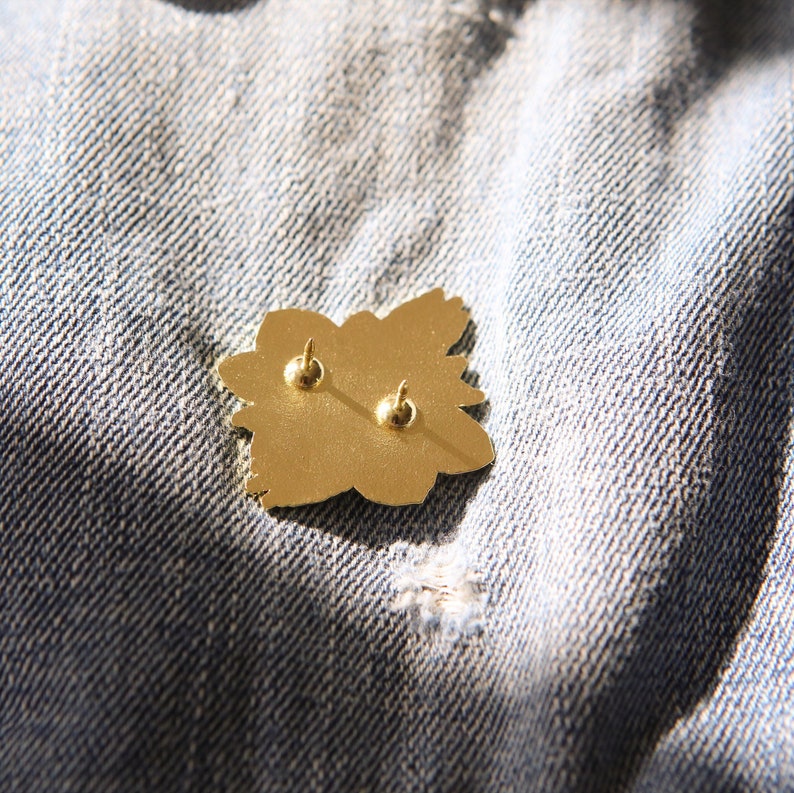 Plant Mom Hard Enamel Pin in a Mom Tattoo Style - Etsy