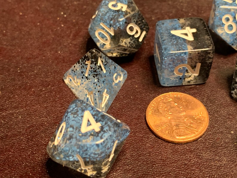 Particle Blue and Black 16mm Resin Poly Dice Set Tabletop Role | Etsy