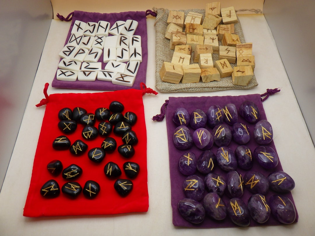 Rune Set With Pouch - the 24 Runes of the Elder Futhark and One Blank ...