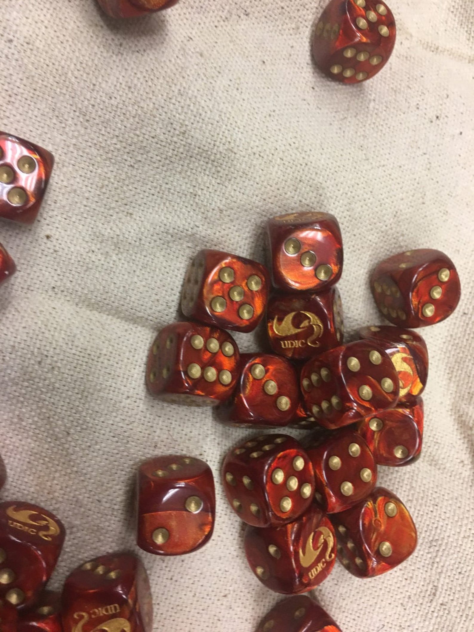 UDIC D6 Logo Customized Dice Standard Red and Gold V1 | Etsy