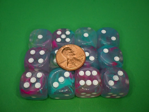 Nebula Wisteria White Luminary RPG Tabletop Roleplay 16mm 12D6 Dice ...