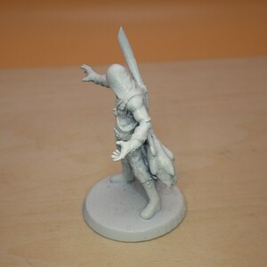 Spell Caster Casting With Staff Strapped on Back Figure Miniature 32mm ...