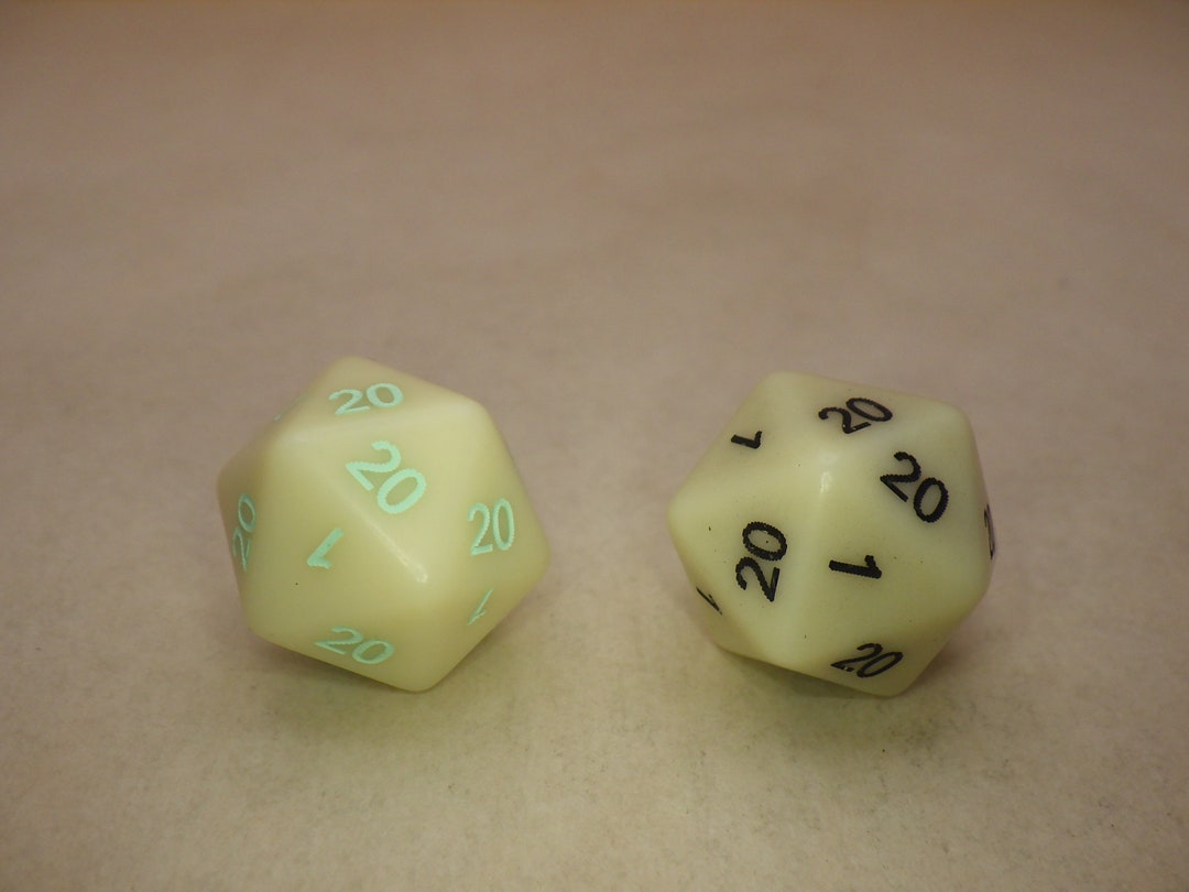 50% Crit 20's, 50 Fumble 1's, Custom Made D20 Standard Sized Twenty ...