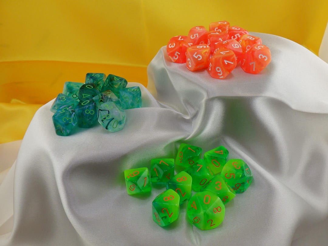 Glow in the Dark Choice of 10D10 16mm Ten D10 Dice Set Style & Color ...