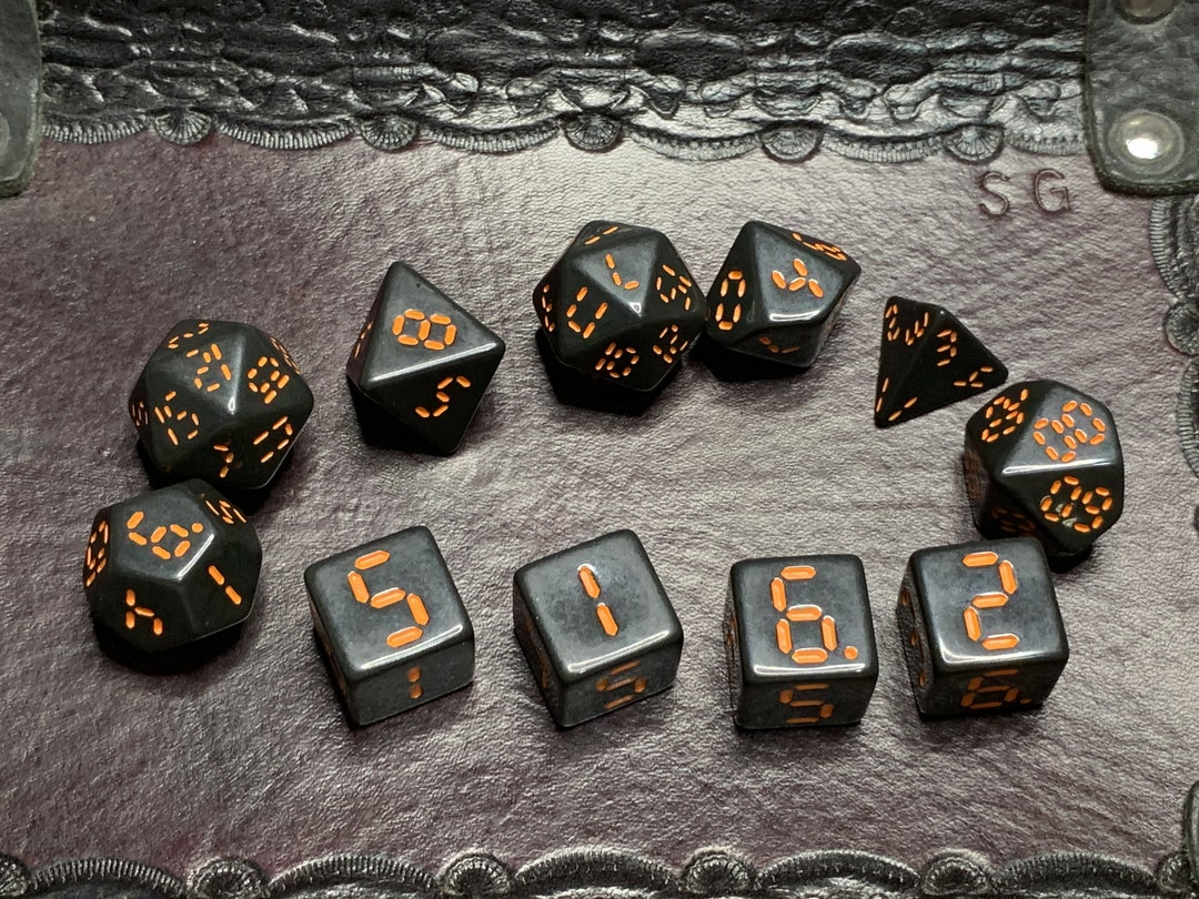 Retro Dice 11 Piece Polyhedral Set fly Dangerous - Etsy