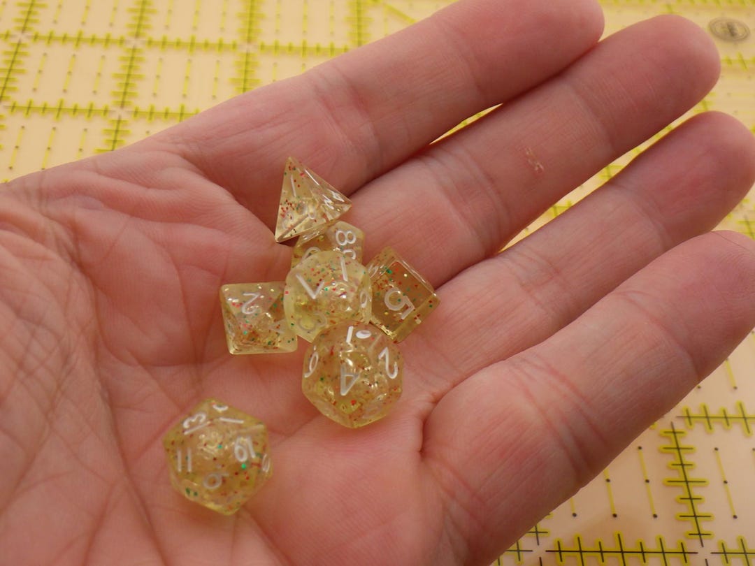 Transparent Clear Glitter Sparkle Vomit 10MM Mini Polyhedral 7-die ...