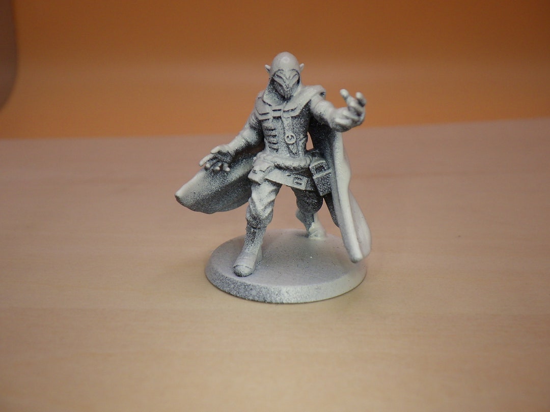 Extended Hand Cloaked Caped Masked Vest Figure Miniature 32mm Scale RPG ...