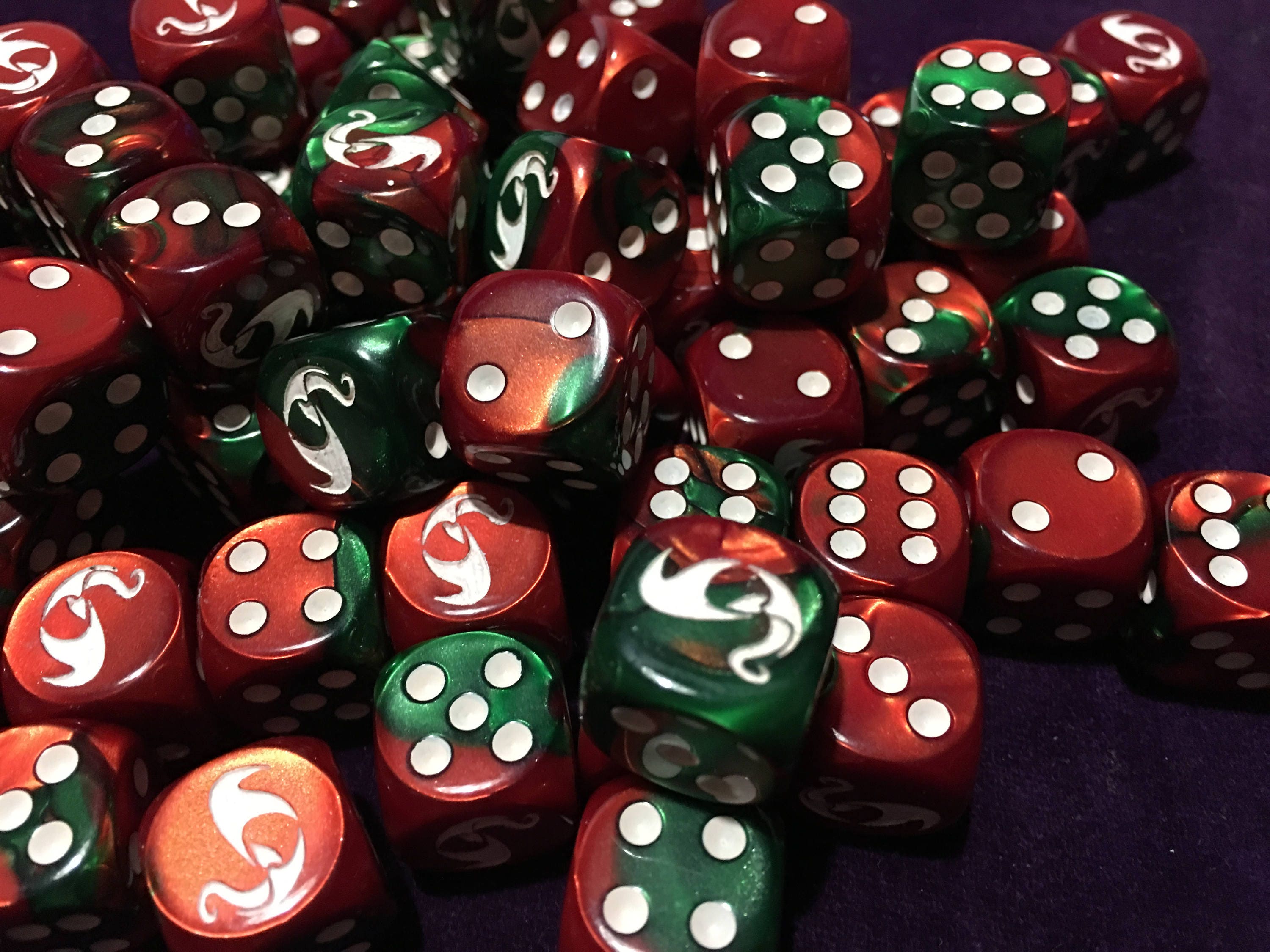 UDIC D6 Logo Customized Dice 2017 Yule Version - Etsy