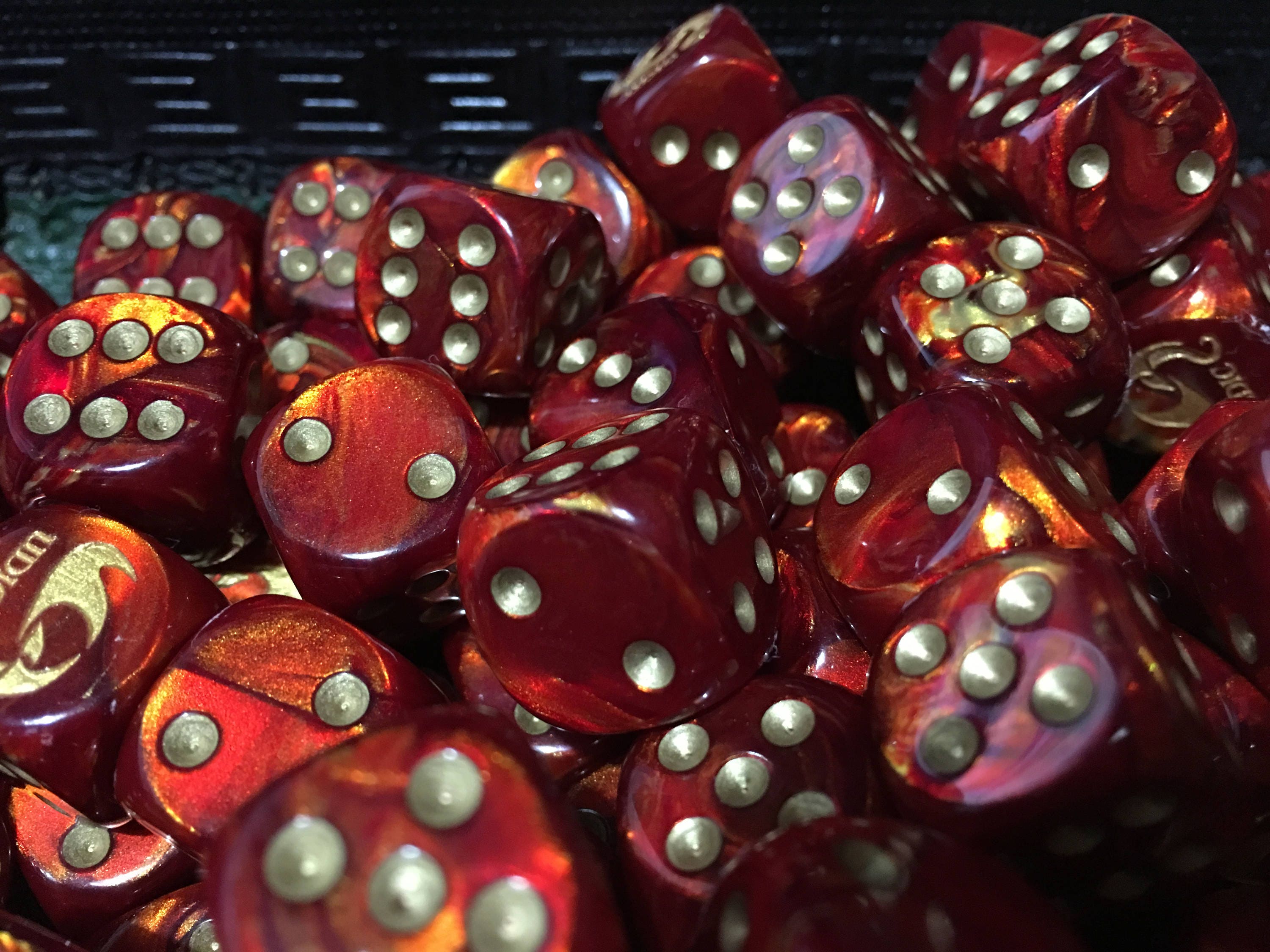 UDIC D6 Logo Customized Dice Standard Red and Gold V1 - Etsy