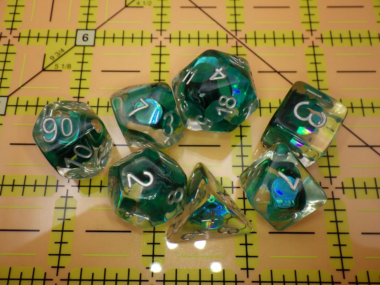 Mermaid Scales Dice 16mm 7 Die Polyhedral Dice Set - RPG Tabletop ...