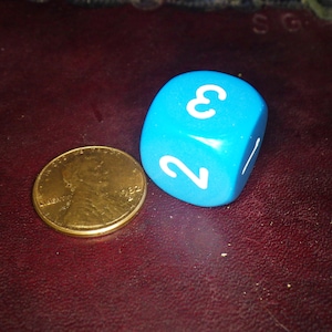 16mm Three-sided Die (1D3)(1-3 6 Six-sided) - Pink or Blue - Tabletop ...