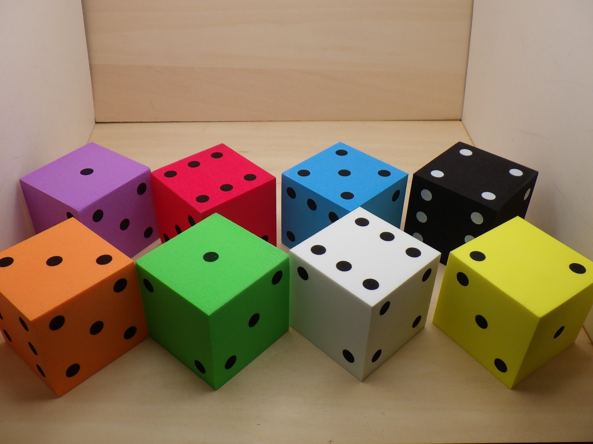 Giant Foam Dice Diy