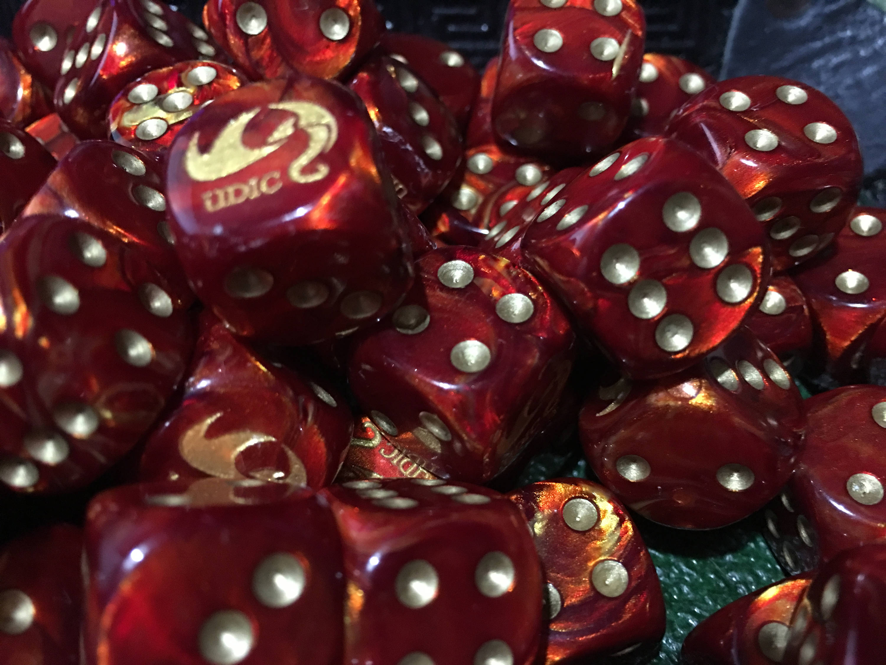 UDIC D6 Logo Customized Dice Standard Red and Gold V1 - Etsy