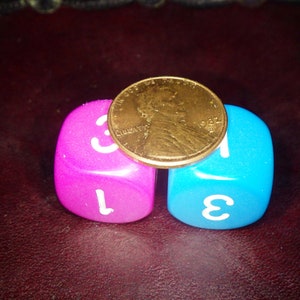16mm Three-sided Die (1D3)(1-3 6 Six-sided) - Pink or Blue - Tabletop ...