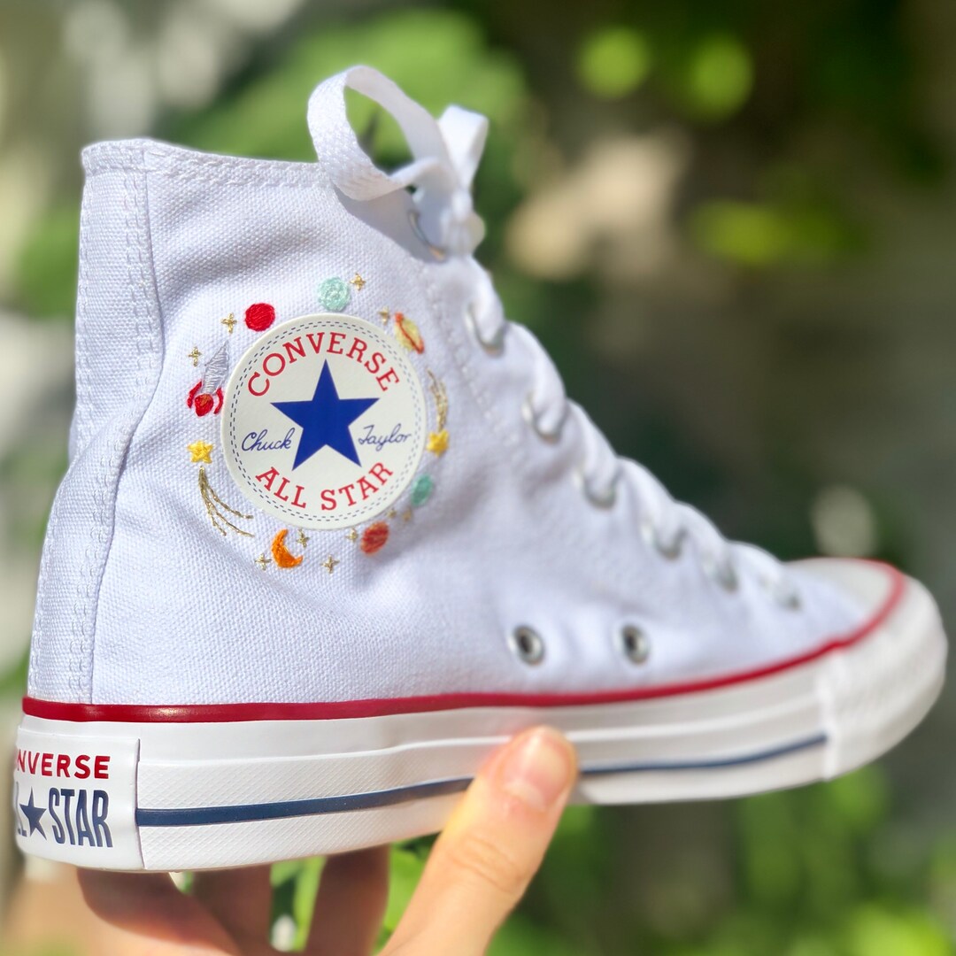 Custom Woman Chuck Taylor Converse Embroidered Space, Galaxy, Planet ...