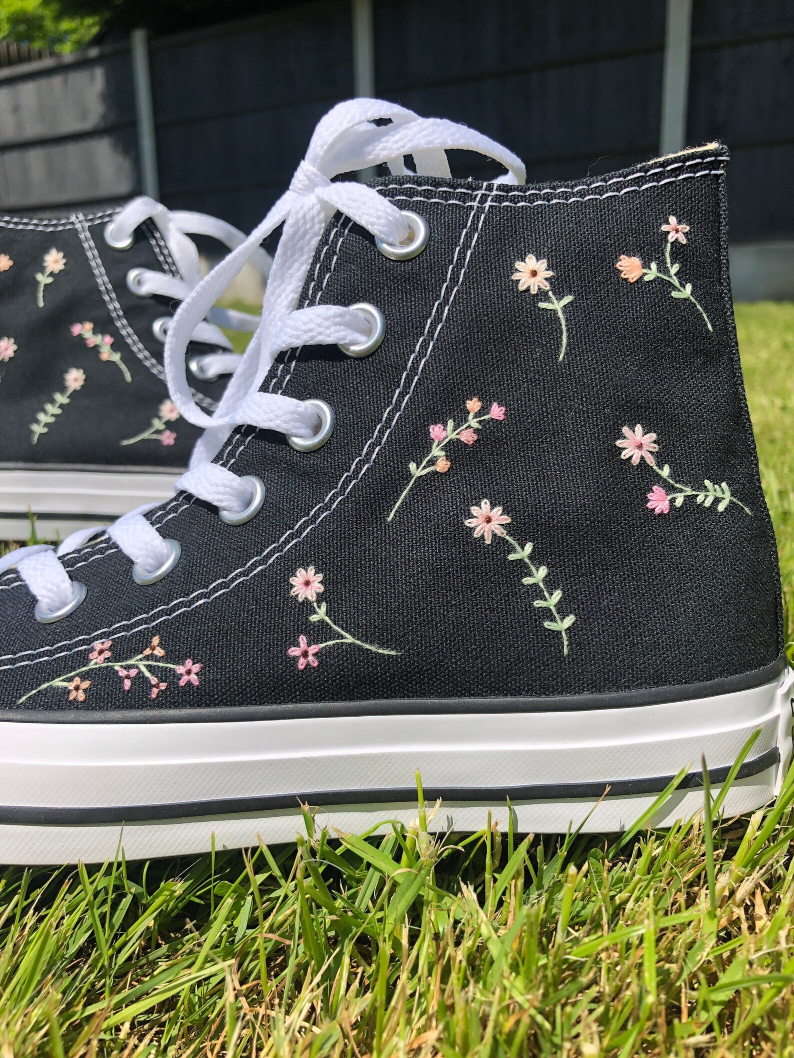 Custom Hand Embroidered Converse - Etsy