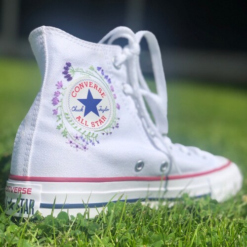 Custom Woman Chuck Taylor Converse Embroidered Space Galaxy - Etsy