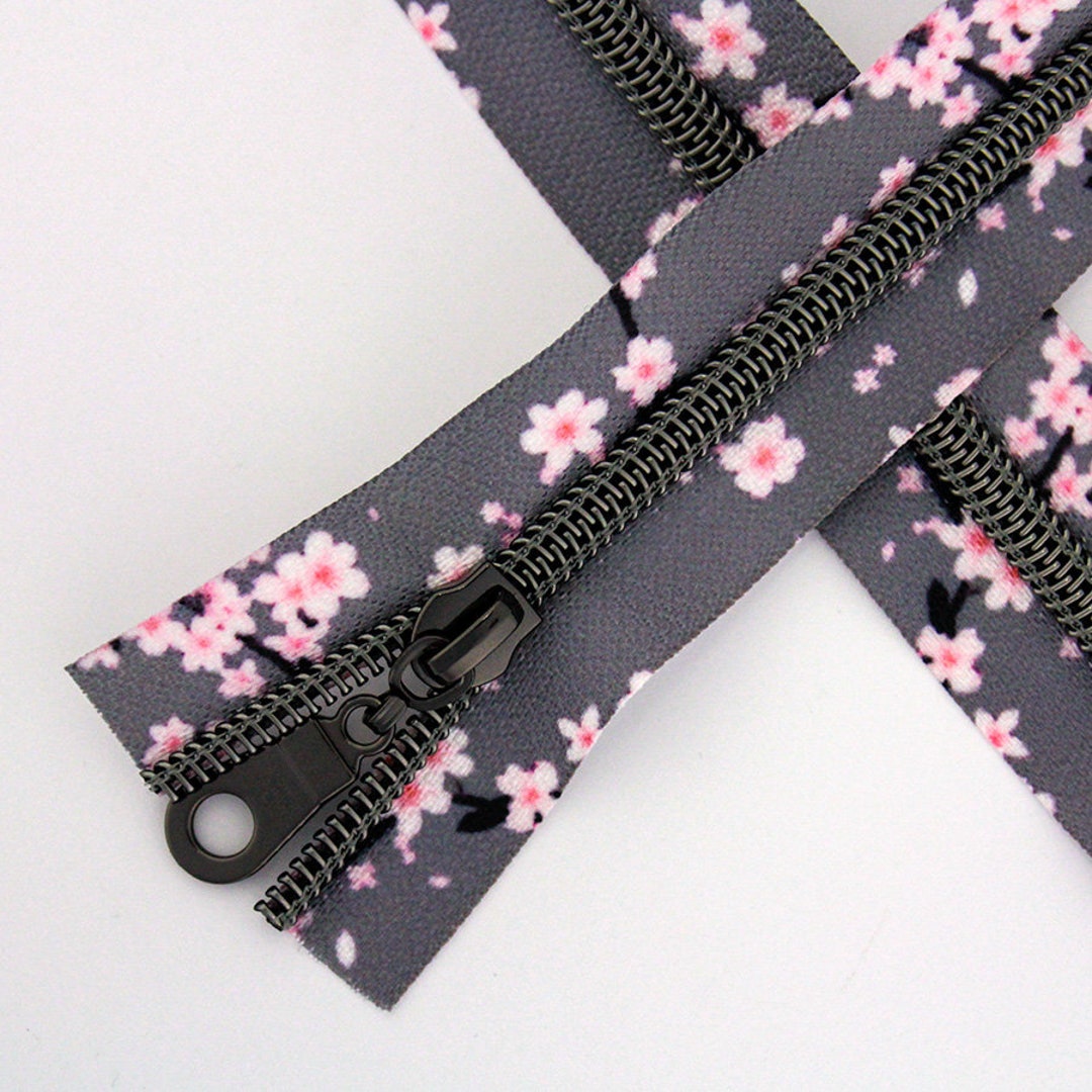 Size #5 Cherry Blossoms With Gunmetal Coil - 5 Yards & 15 Regular ...